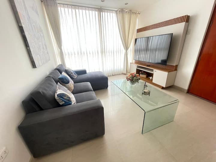 Hakuwasi Lujo 4hab · 65”tv · Chiclayo · 300mbps - Chiclayo
