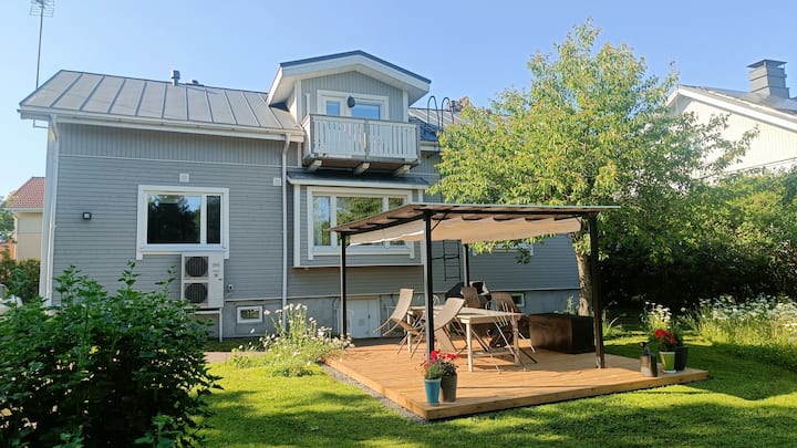 Ihana Talo Keskustan Lähellä, Omalla Puutarhalla - Turku