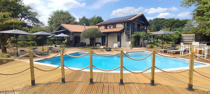 Villa De Type "Landaise" + Studio Indépendant - Landes