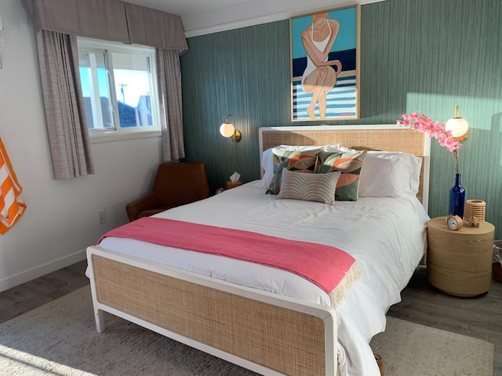 Montauk Retreat - Steps From Beach And Town - Montauk, NY