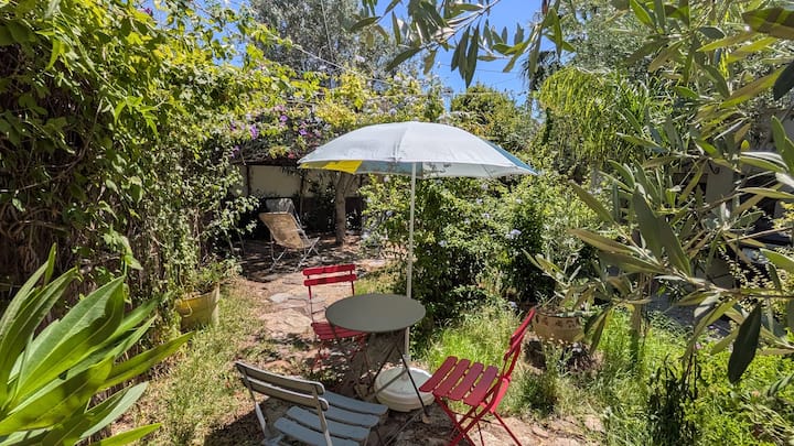 Luminous Apartment With Private Garden (Near Shops, Transport, Park ...) - Perpignan