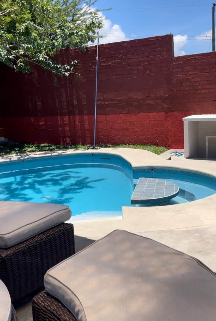 Linda Villa Con Piscina - Jutiapa