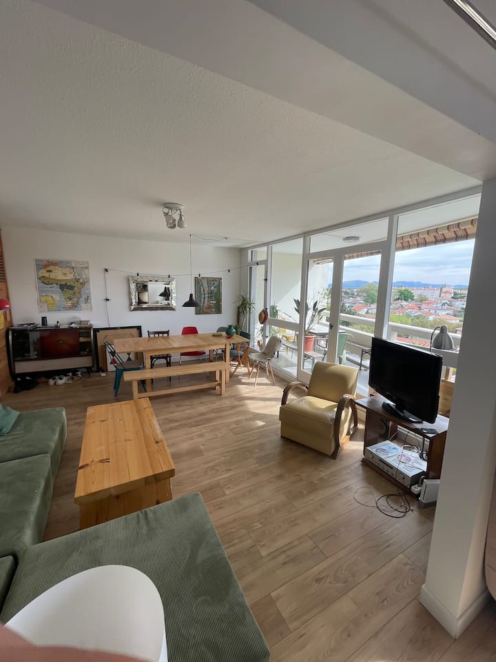 Superbe Appartement Avec Vue Dégagée Et Au Calme. - Anglet