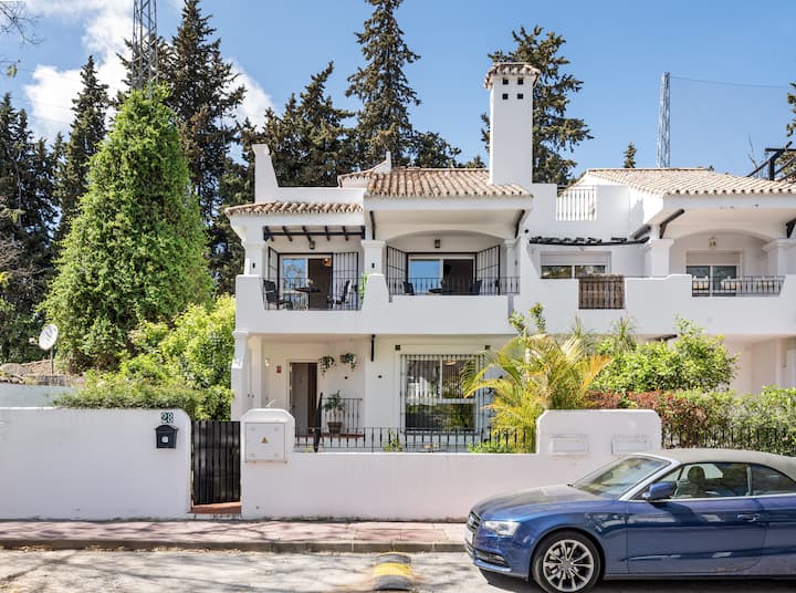 Casa Esquina -Lovely 4bd Townhouse In Los Naranjos - Marbella