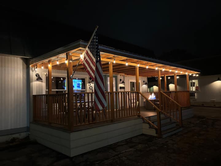 Historic K2 Inn, Full House Rental - Sandpoint, ID