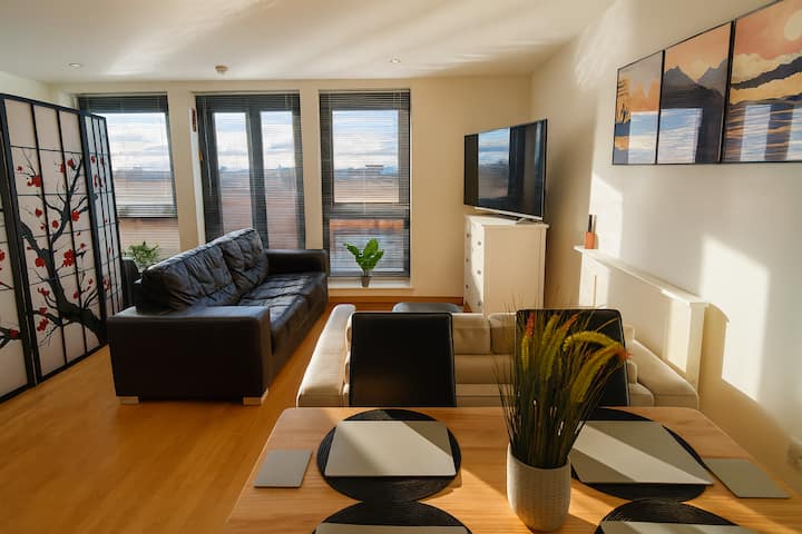 Flat W Balcony, Self Check-in, Very Central, Cozy - Liverpool