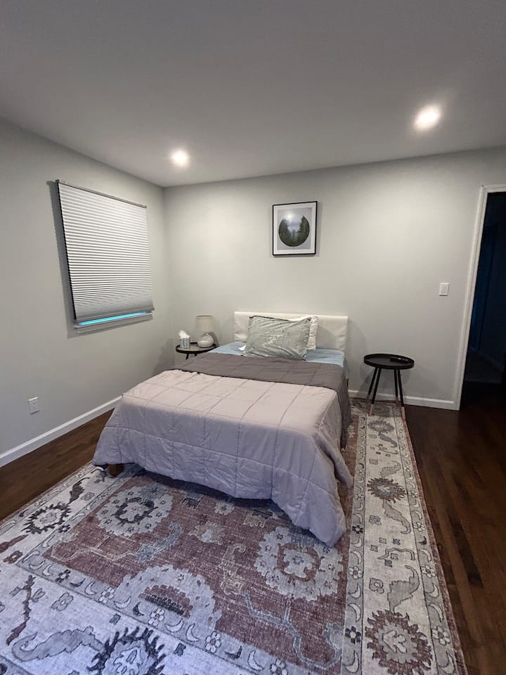 Town/country Studio - Bedford, NY