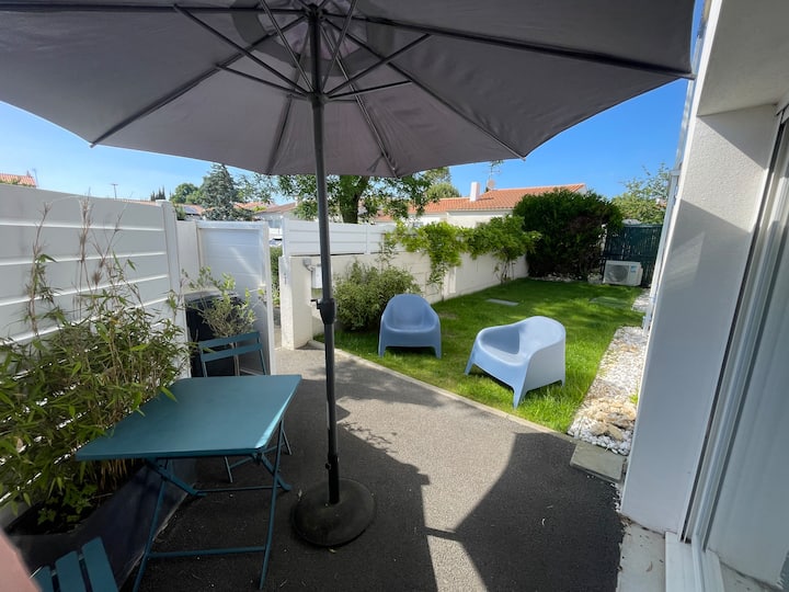 Studio Avec Jardin, Au Calme - Île de Ré