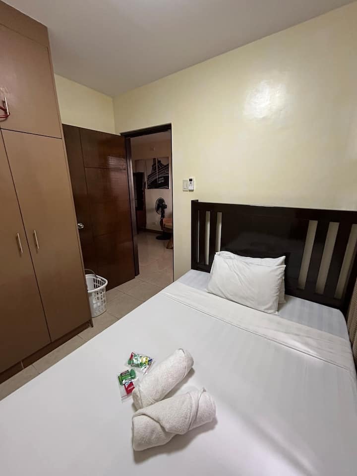 2-bedroom Apartment Unit | Complete Amenities - Batangas City