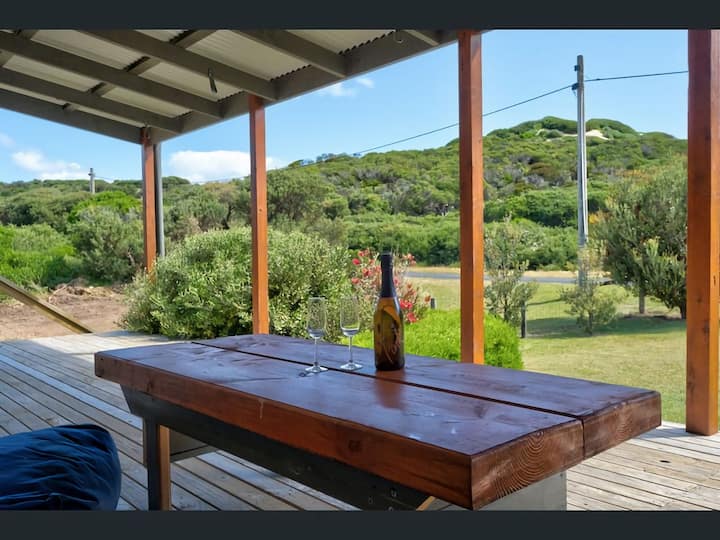 The Dunes - Dune Views, Deck & Fireplace - Venus Bay