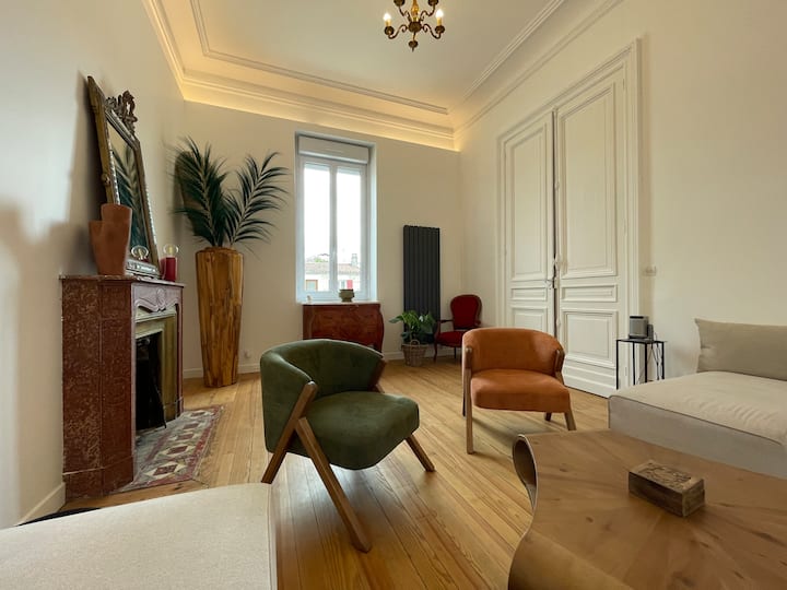 Villa, Route Des Vins Et Proximité De Bordeaux. - Blaye