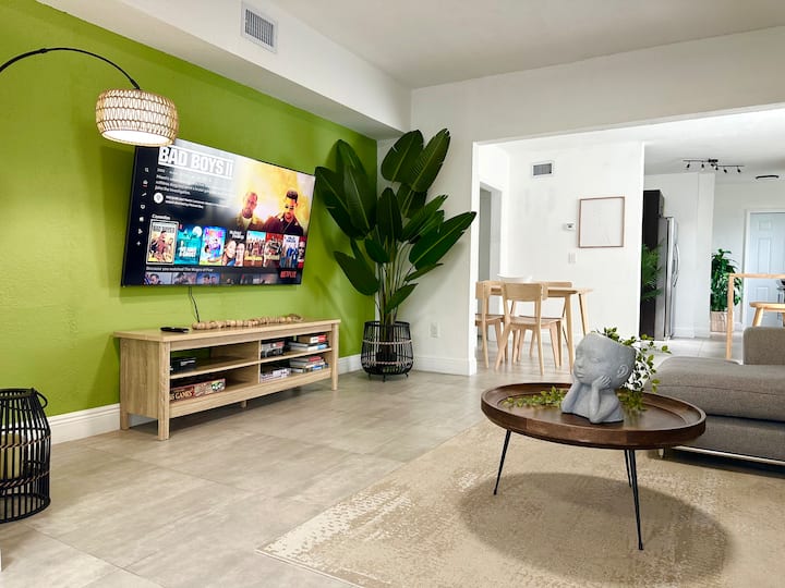 Spacious Home Close To All Miami Attractions. - Miami