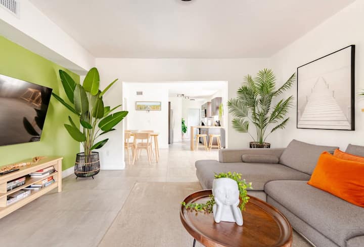 Spacious Home Close To All Miami Attractions. - Miami