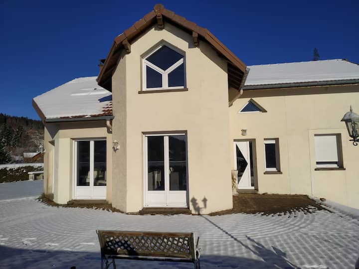 La Maison Perchée - La Bresse