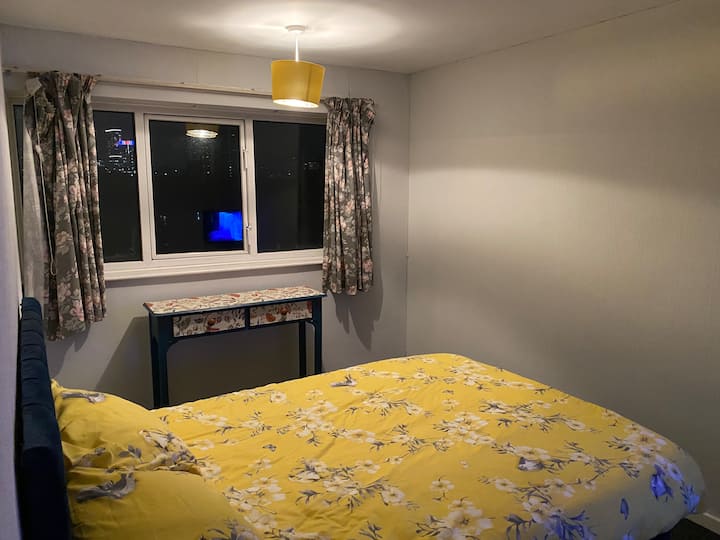 Clean Tidy Room - Birmingham