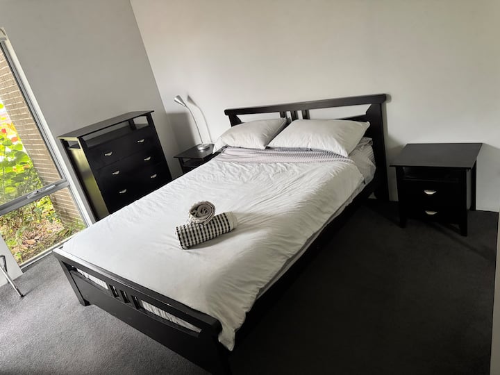 Simple And Modern - Yallingup