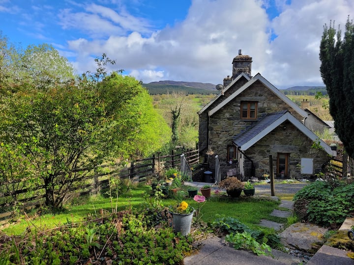 Character  Riverside    Long House  Mid- Snowdonia - North Wales
