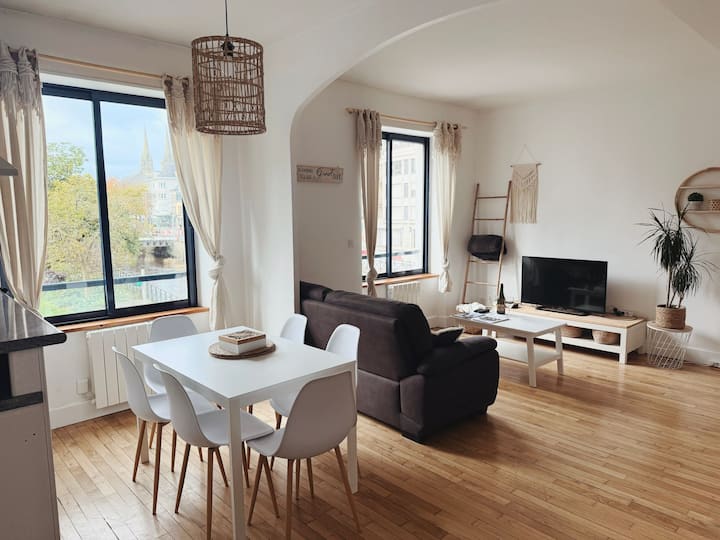 Quimper : T3 Avec Vue Cathédrale Proche Gare - Quimper