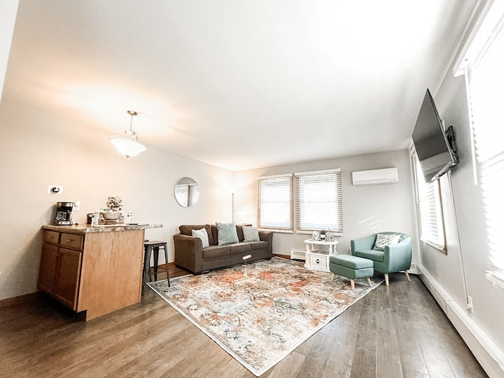 Süden Chalet - Trail-side, 1 Bdrm In New Glarus - New Glarus Woods State Park, New Glarus