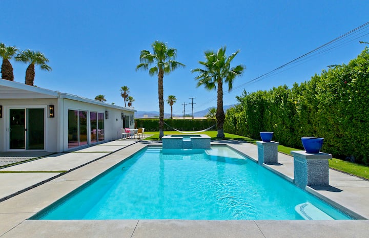 Azul Desert Escape: Modern Palm Springs Home - Palm Springs, CA