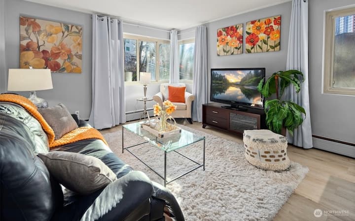 Downtown/convention Center Condo - Seattle