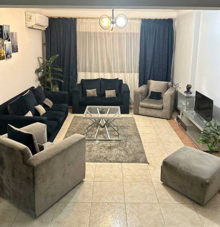 Lovely Large Apartment In Zamalek - Cairo