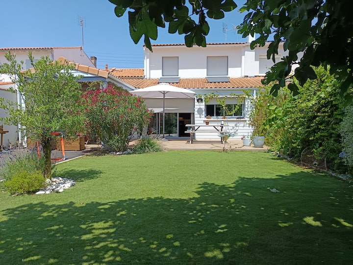 Maison Proche Centre, Mer Et Gare Avec Vélos. - La Rochelle