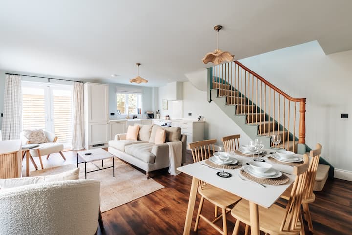 Redland Suites: The Mews. Great Location & Sleep 4 - Bristol