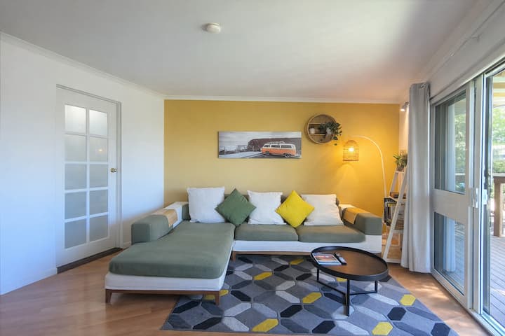 Cbd Oasis With Birdsong. Spacious 1 Br - Coffs Harbour
