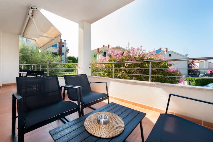 Modern Apartment - One Bedroom, Off-site Parking - Rovinj