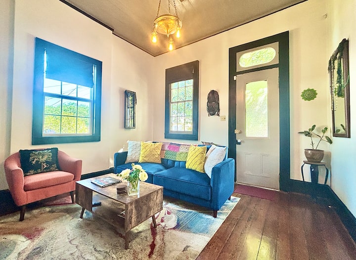 Historic Home With Parking & Courtyard - 뉴올리언스