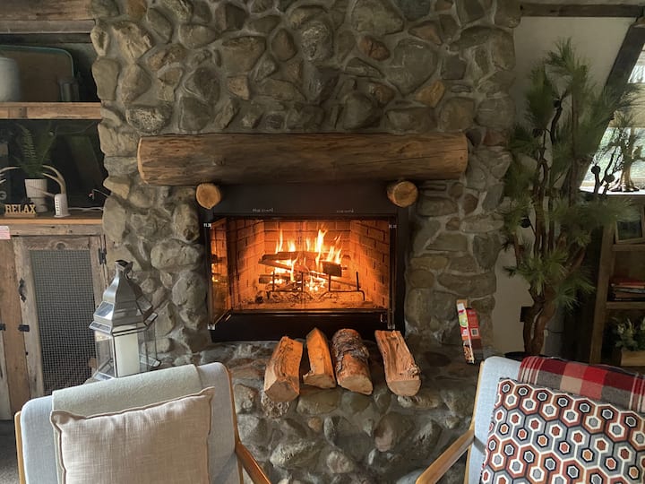 Cozy A-frame In The Trees - Oregon