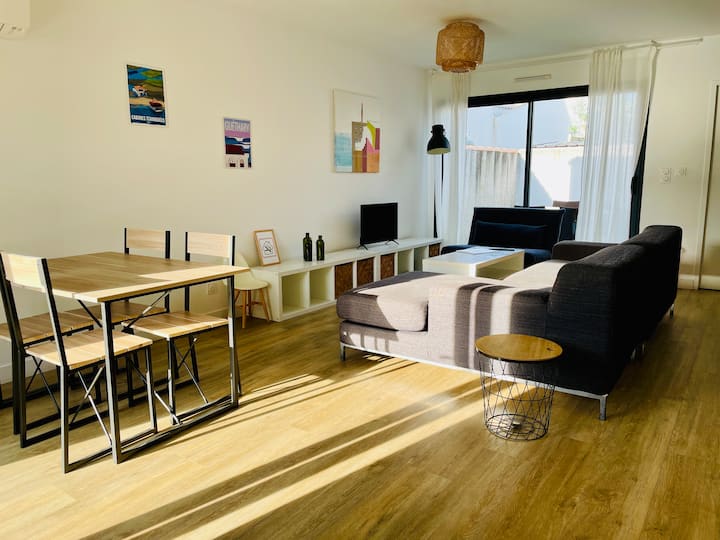 Maison 62 M2, 2 Ch, De Plain-pied Avec Extérieur. - La Rochelle