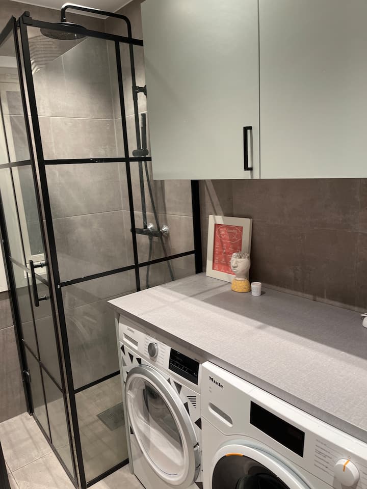 Hus Med 5 Soverom Og Boblebad, Tomter - Askim