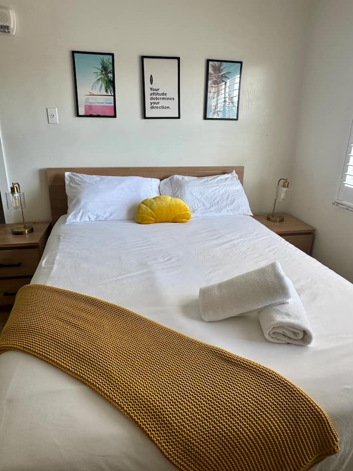 Waterview Private Studio, Walk To The Beach 🌊 🏖 ☀️🚎 - Miami Beach, FL