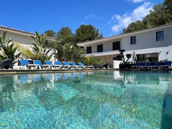Villa Neuve 6 à 8 Personnes Avec Piscine Chauffée - Bandol