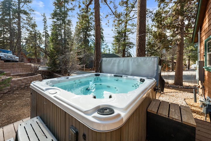 Central, Hot Tub, Ev, Kayak, Escooters, Sup Boards - Big Bear Lake, CA