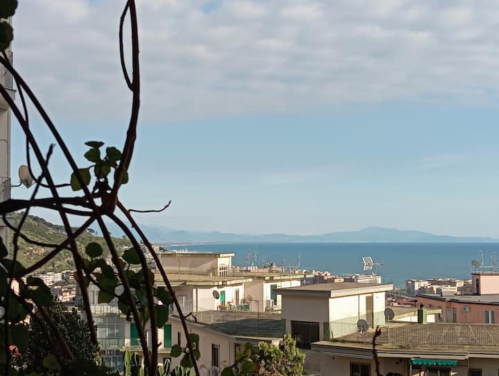 Tranquillità E Relax Nella Parte Alta Del Centro - Cetara