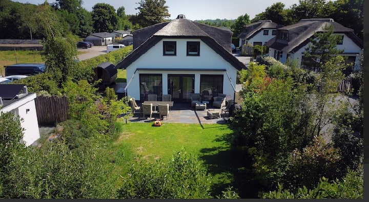 Heerlijke Villa Met Groot Terras En Prachtige Tuin - Katwijk aan Zee