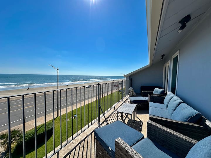 Lion’s Den|ocean View| Across From Beach| Pool - Galveston, TX