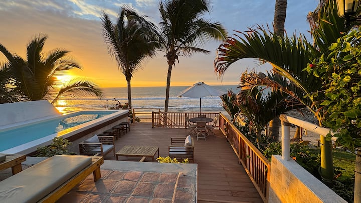 Casa Claro De Luna-las Pocitas- Máncora, Perú. - Máncora