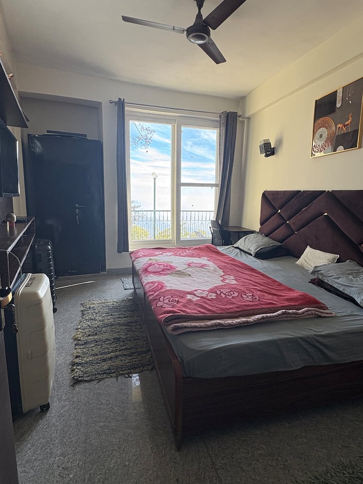 2bhk Valley View & Lawn • 5 Min Walk To Mall Road - Mussoorie