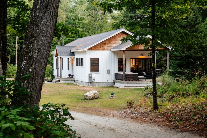 Open Concept 4 Bedroom Lakehouse - 노르웨이