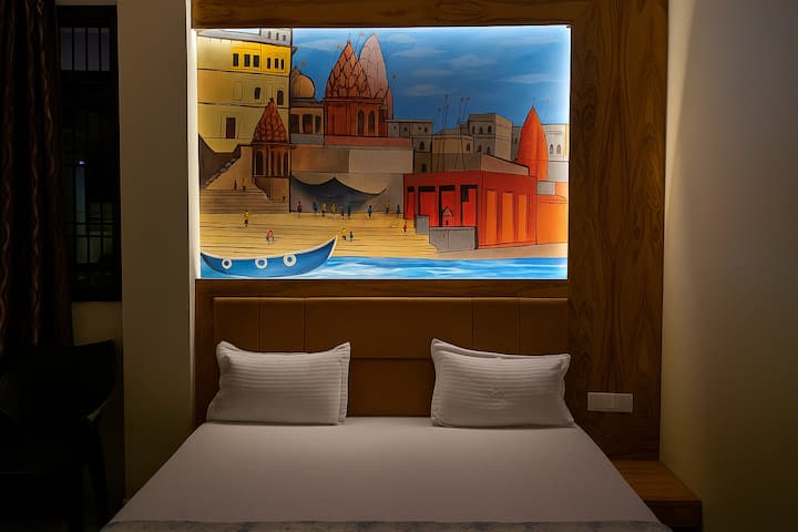 Central 3rhk Retreat | Near Temple & Ghats - Uttar Pradesh