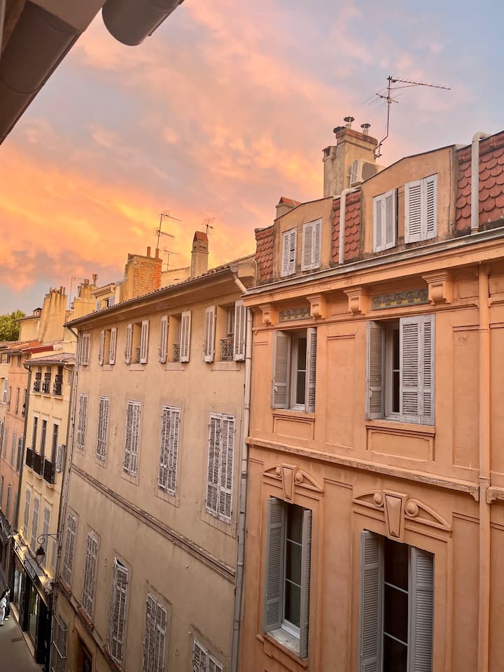 Joli Appart 2 Pièces En Hyper Centre Tout éQuipé - Aix-en-Provence