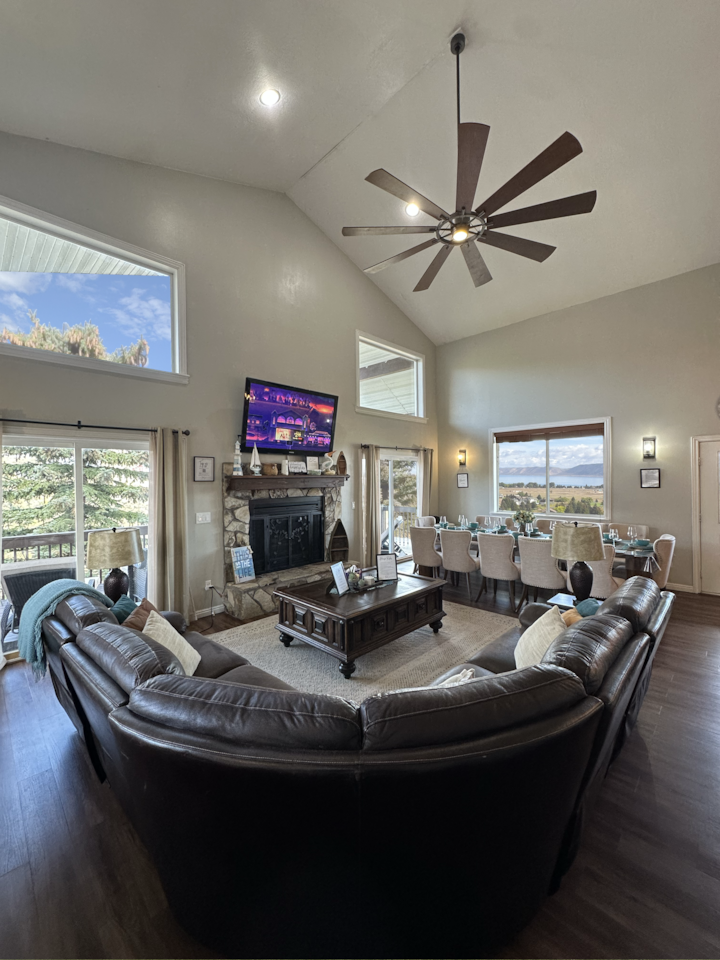 Lake View Home + Playground | Ideal Beach - Bear Lake
