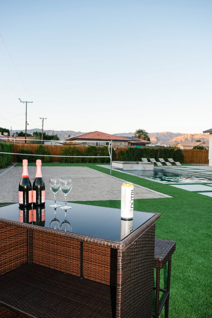 Summer Paradise - Pool, Volleyball, Bbq For 10 - Palm Springs