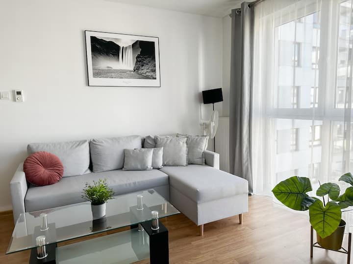 Przytulny Apartament 3-pokojowy - Warsaw