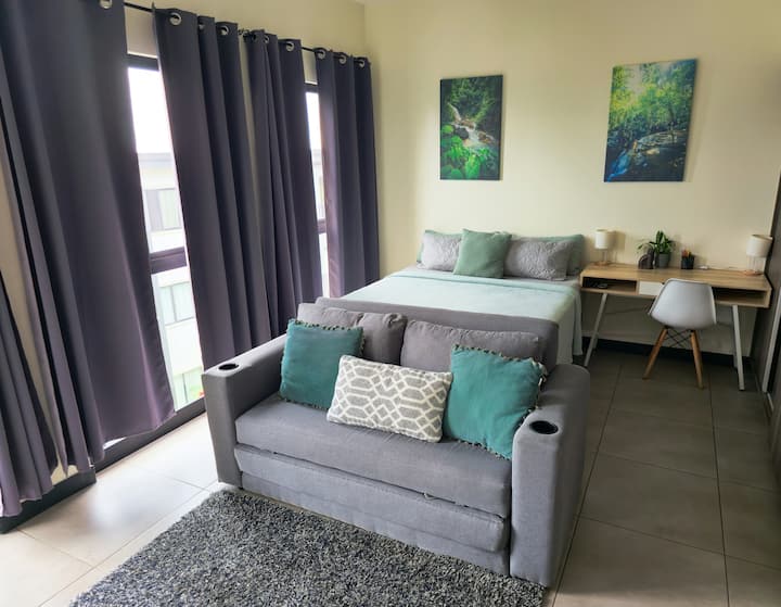 Cozy & Modern Condo.security 24/7 5 Min To Airport - Alajuela