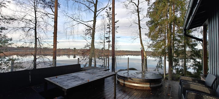 Rentoudu Mökillä, Majoitu Laukon Keikkojen Välissä - Vesilahti